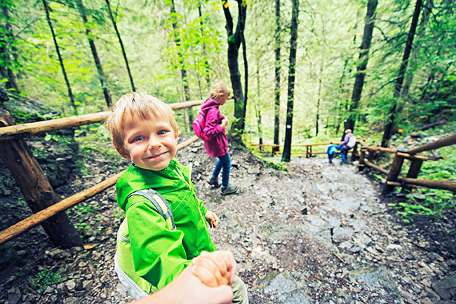 5 Outdoor Literacy Games Your Kids Will Love Reading Eggs
